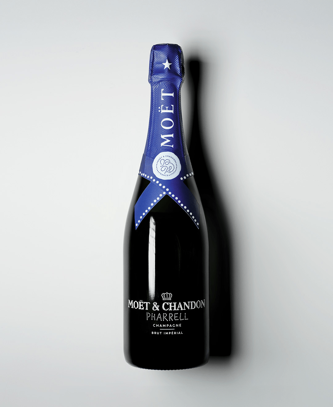 Moët & Chandon x Pharrell Brut Impérial Champagne – Blue Edition ...